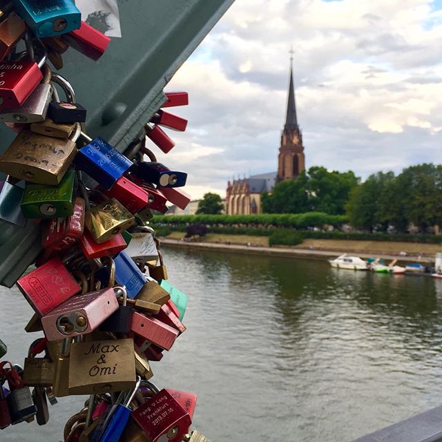 Love Lock - Love locks are a symbol of love - MakeLoveLocks.com